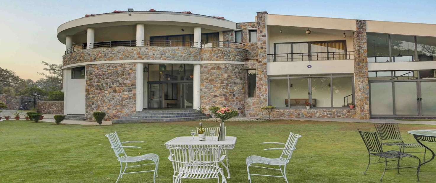 Farm house in Gurgoan